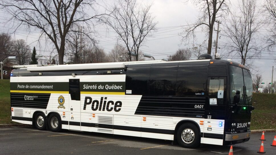 La SQ installe un poste de commandement | Journal Le Nord