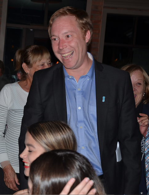 Raz de marée de la CAQ : Youri Chassin remporte le comté de Saint ...