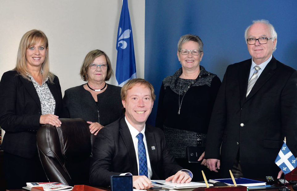 Député de Saint-Jérôme, Youri Chassin présente son équipe | Journal Le Nord