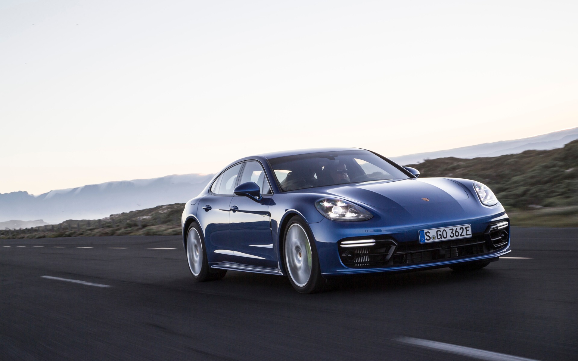 La Porsche Panamera E-Hybrid à l’essai sur circuit | Journal Le Nord