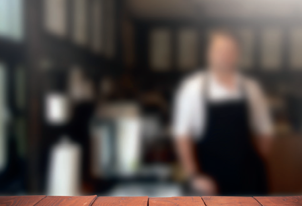 Pénurie de main-d'oeuvre : Les jeunes derrière le comptoir | Journal Le ...